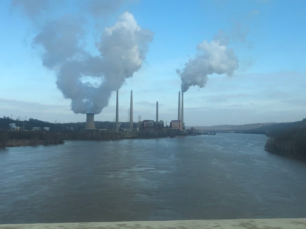 A power plant on its last years | Roadtirement