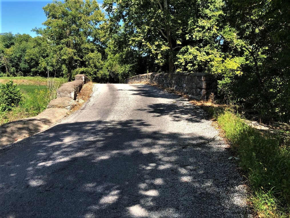 A lovely four-span stone arch bridge | Roadtirement