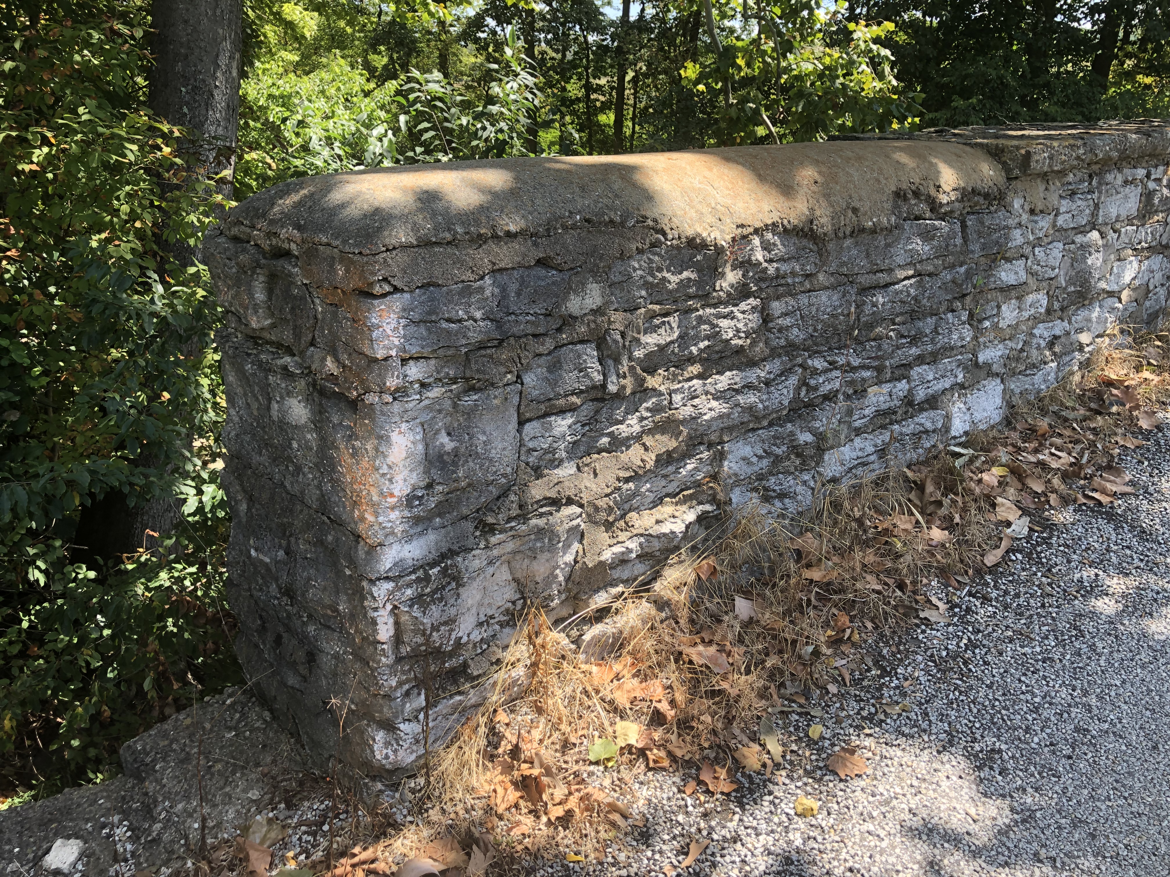 A lovely four-span stone arch bridge | Roadtirement