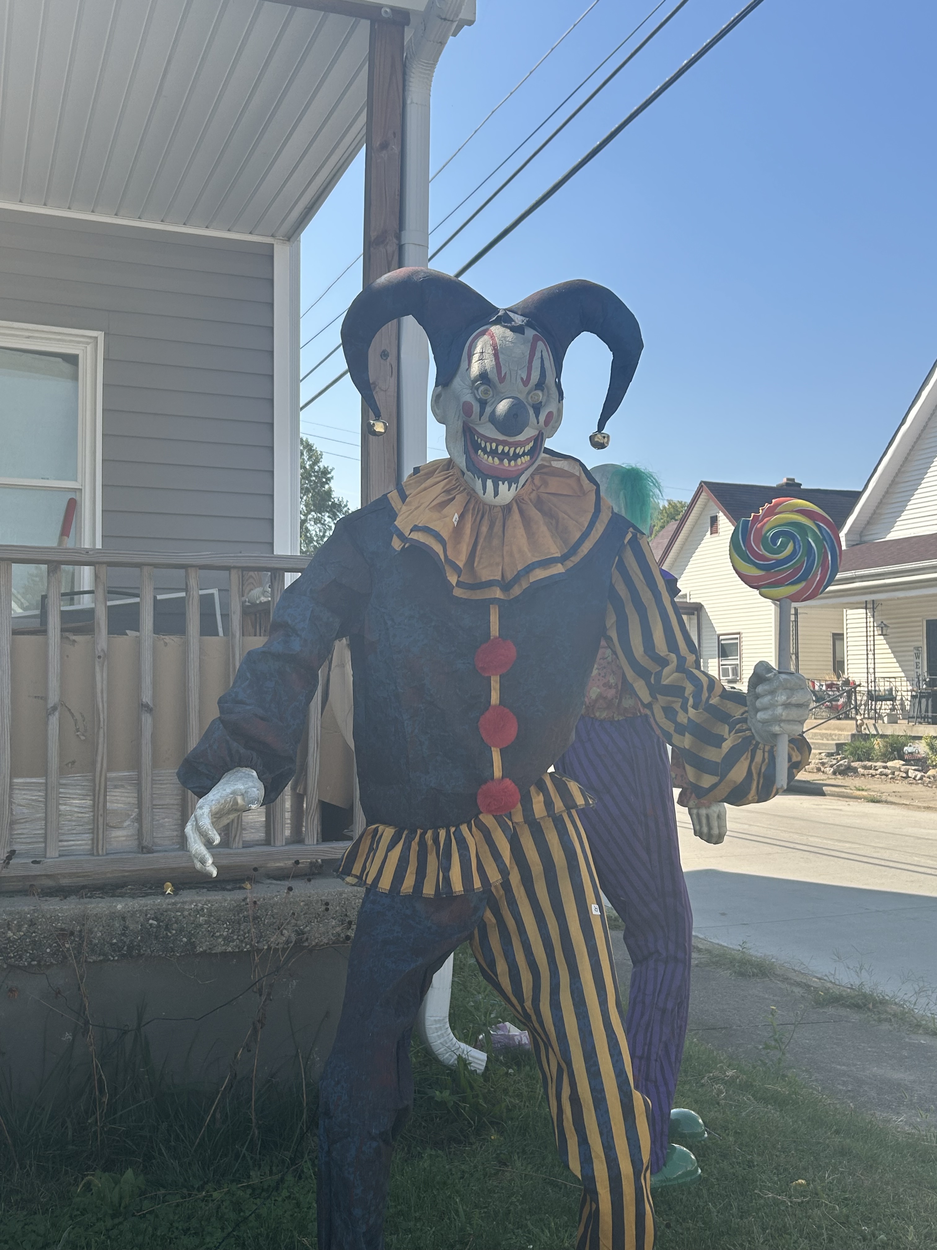 It is that time again for Creepy Clowns | Roadtirement